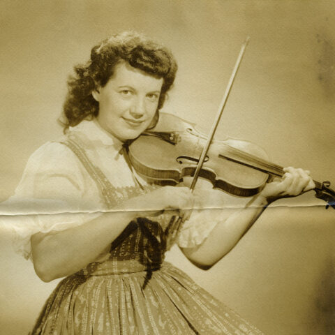 Ramona Jones - Women in Old Time